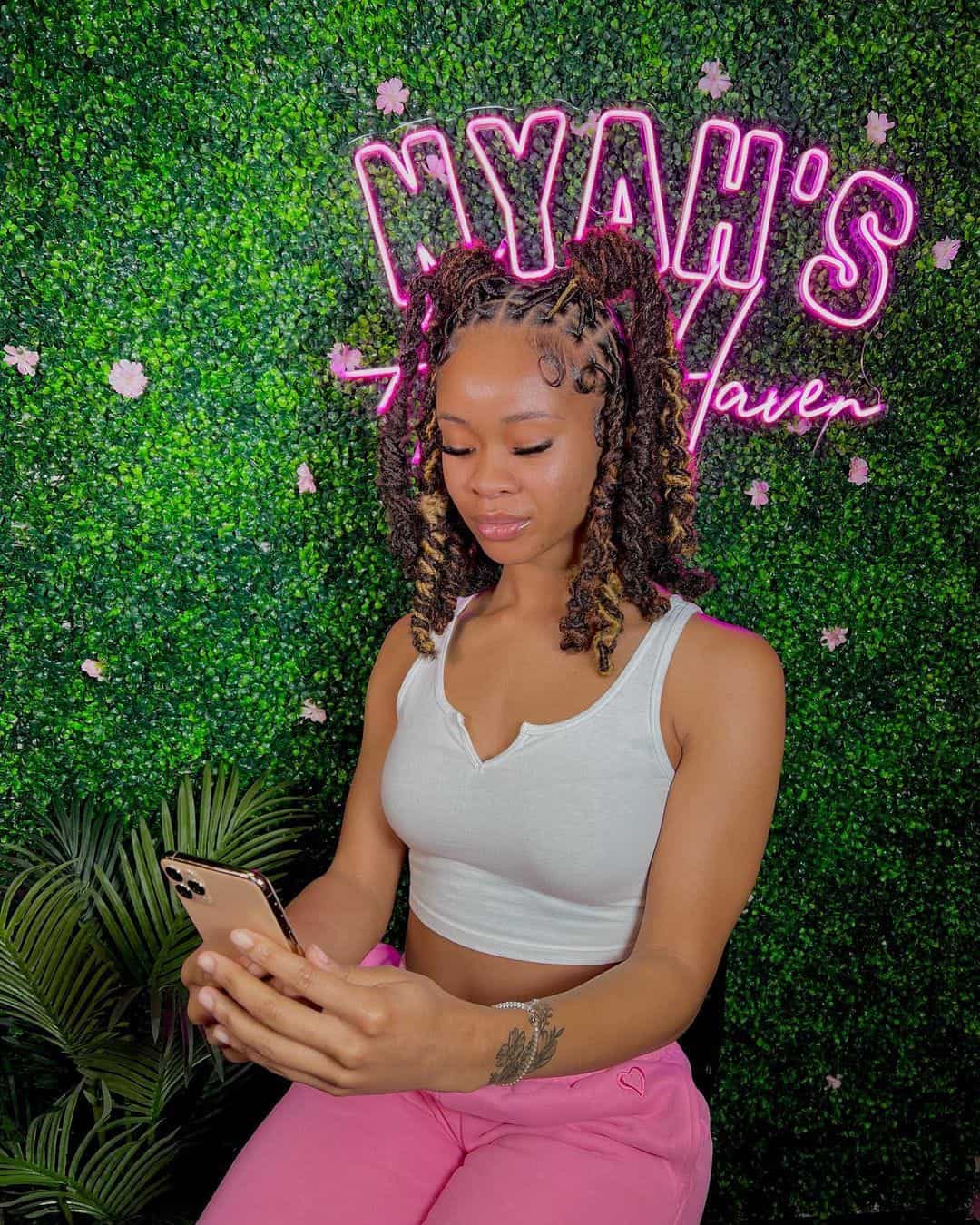 How to loc knots & 30 loc knots hairstyles on soft locs