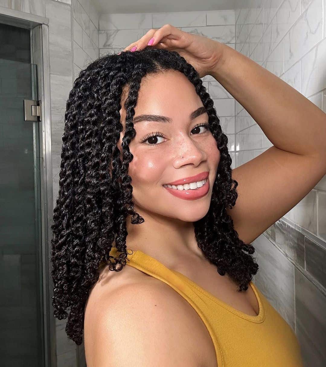 Mini Twists on Natural Hair: A No-Frills, No-Twist Guide For 2025