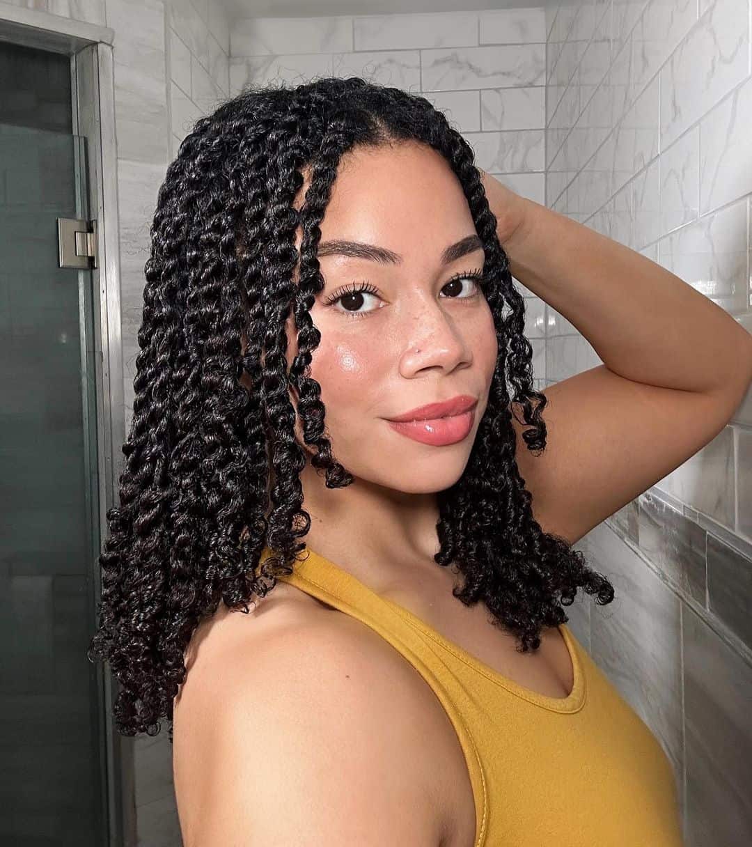 Mini Twists on Natural Hair: A No-Frills, No-Twist Guide For 2025